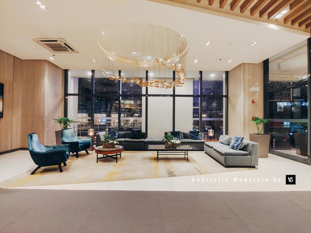 Perfect for Working, Quiet & Relaxing at Uptown BGC, Manila (updated ...