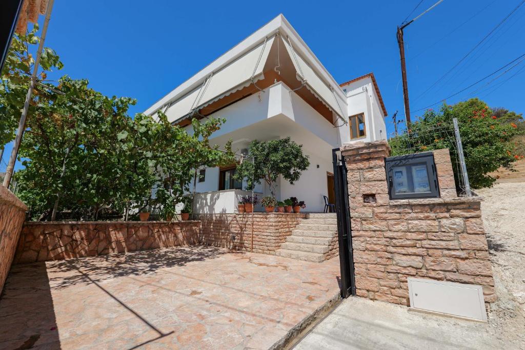 Villa Maçi, Sarandë (updated prices 2025)