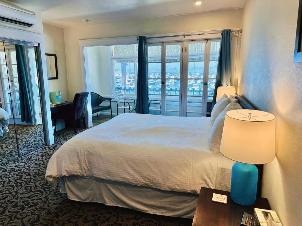 The Edgewater, Avalon (updated prices 2025)