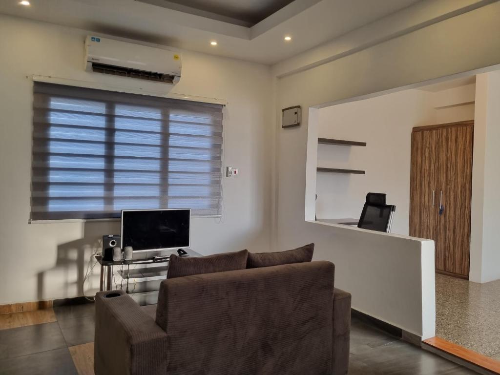 Sydney's Place, Labone-Accra, Accra (updated prices 2026)