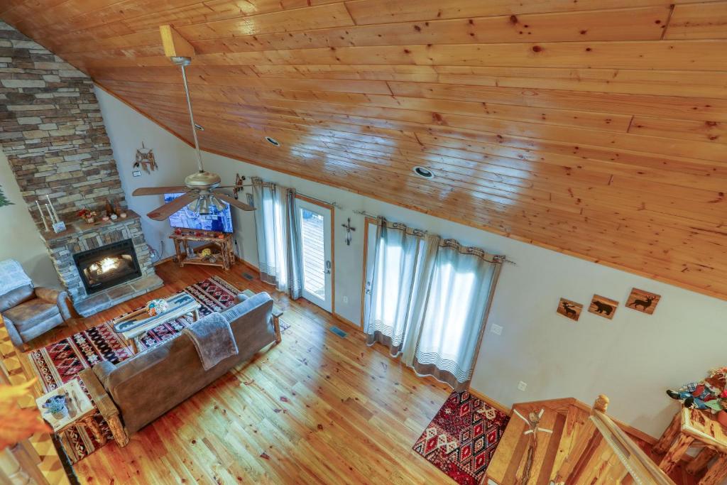 Smoky Mountain Getaway cabin, Cosby – Updated 2024 Prices