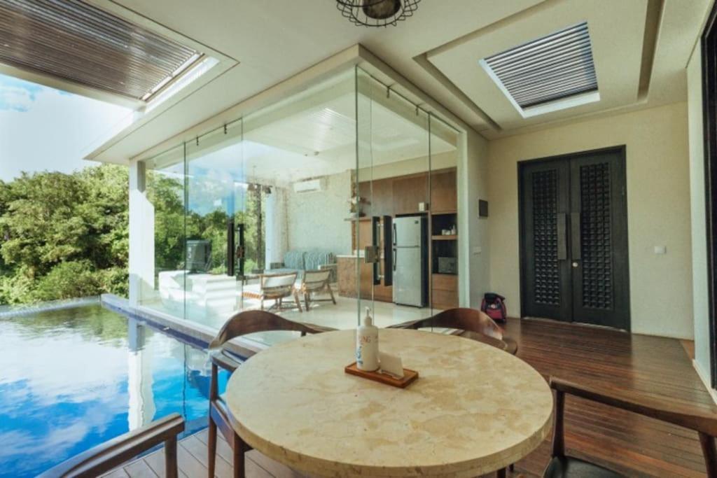 Stunning 1BR villa with infinity pool in Uluwatu, Uluwatu (precios ...