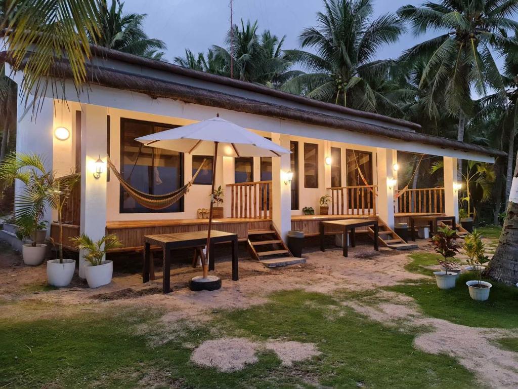 Beach Front Room, Pinamalayan (aktualisierte Preise für 2024)