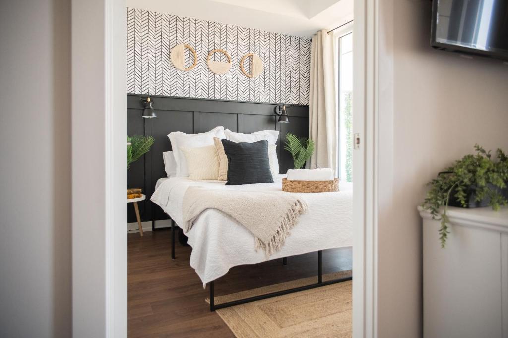 The Union B24, Kitchener (updated prices 2026)