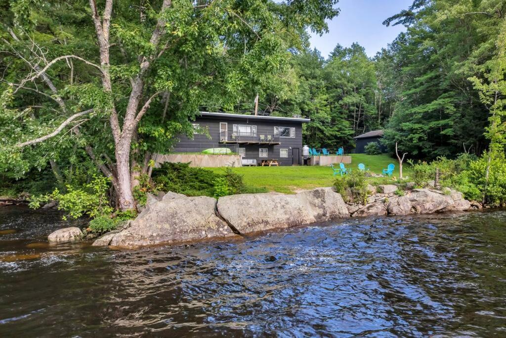 Stunning Saco River Front Home, Buxton (updated prices 2025)