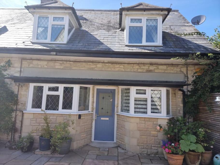 Library Cottage, Winterborne Steepleton – Updated 2024 Prices