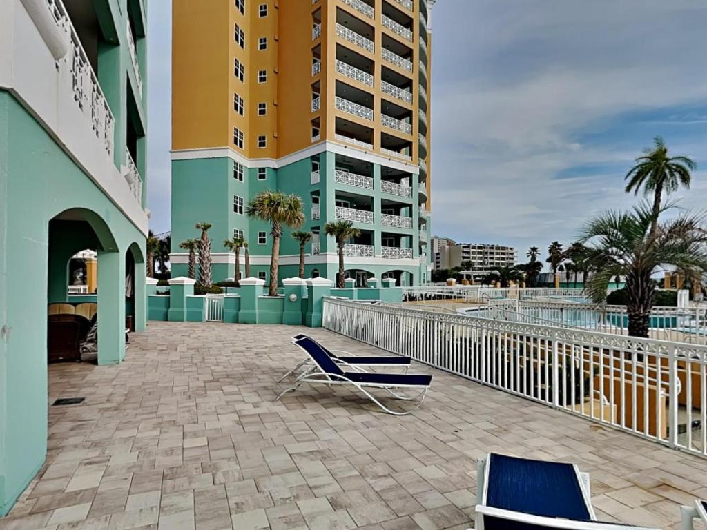 En Soleil #121 West, Panama City Beach (updated prices 2025)