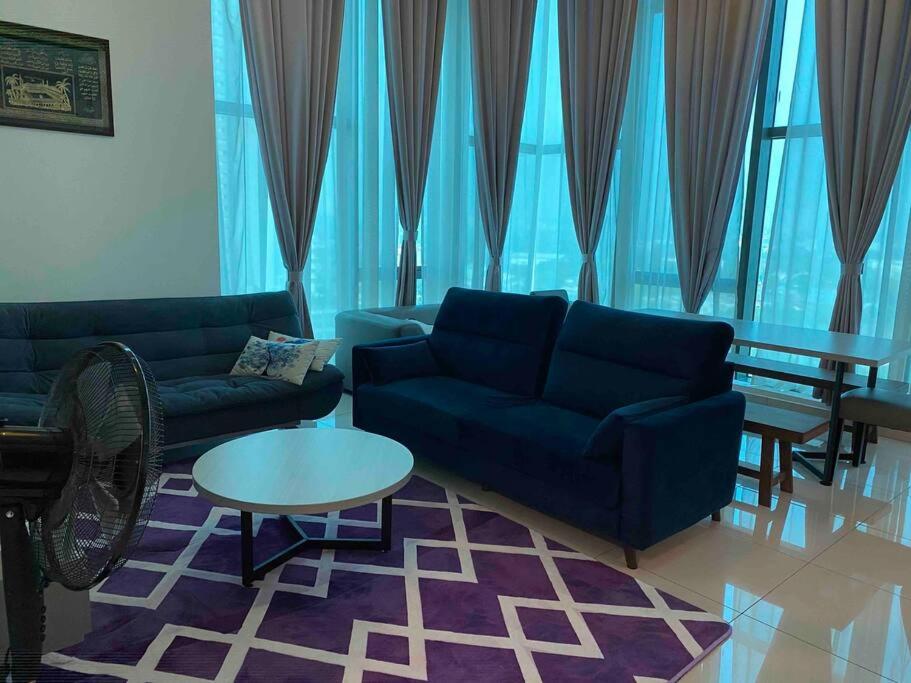 The Makcik's Homestay (EVO Duplex House), Bandar Baru Bangi (updated ...