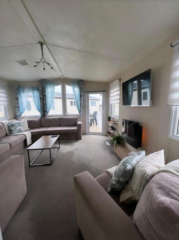 At The Waters Edge ( Wansbeck View 26 ), Newbiggin-by-the-Sea (updated ...