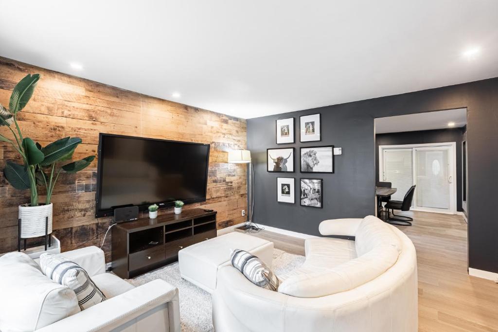 Appart M1 avec bain tourbillon citq 309409, Mascouche (tarifs ...