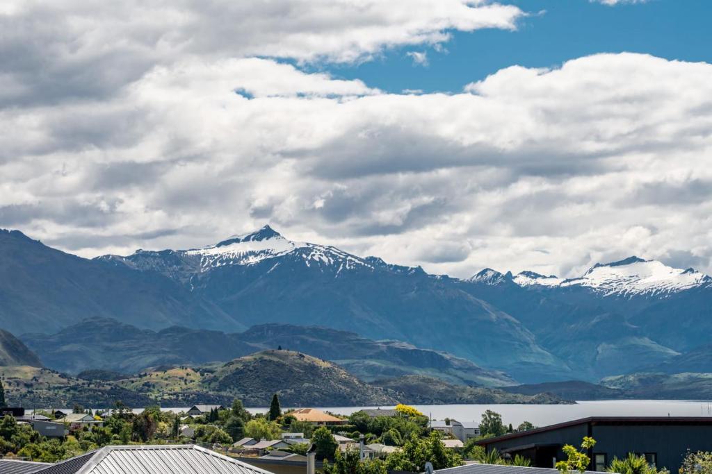Alpine Magic, Wanaka (updated prices 2024)