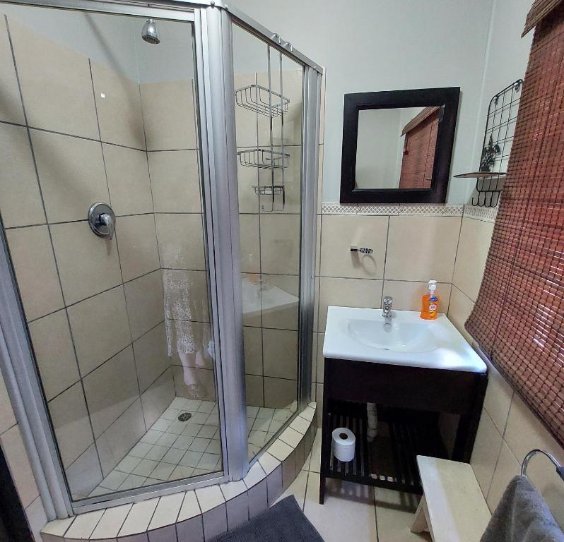 9 Stoney Way Cottage, Underberg (updated prices 2025)