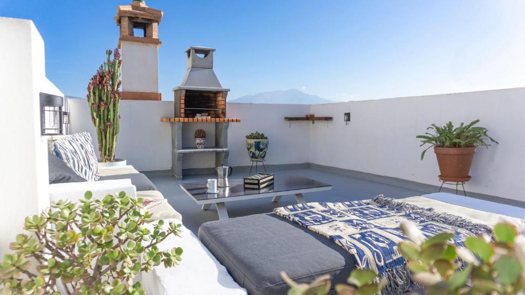 Rooftop Terrace & Panoramic Mountain View’s, Cútar (precios ...
