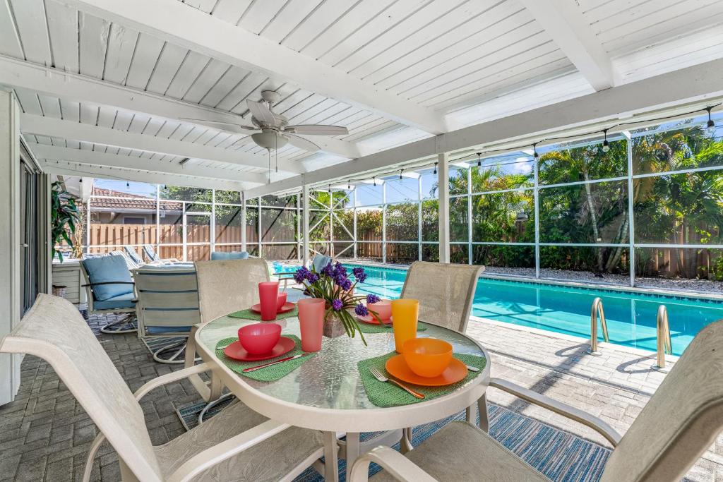 New Awesome 43, Few Min Walk From The Beach !, Fort Lauderdale (updated ...