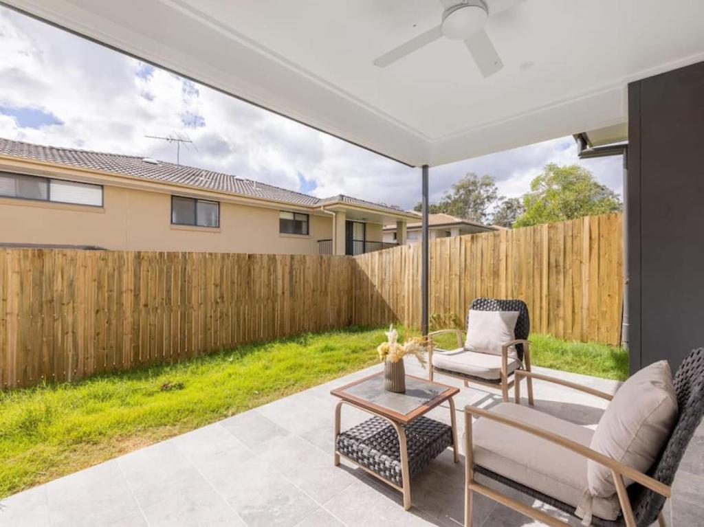 Cute 4BR Family Home in Calamvale, Algester (updated prices 2025)