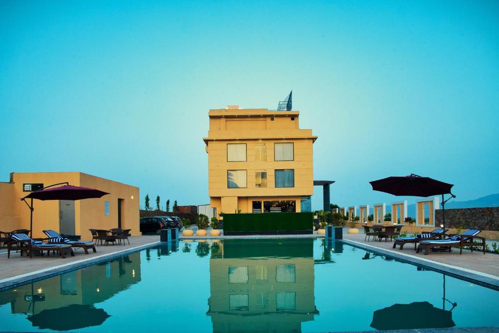 Sterling Pushkar, Pushkar (updated prices 2025)