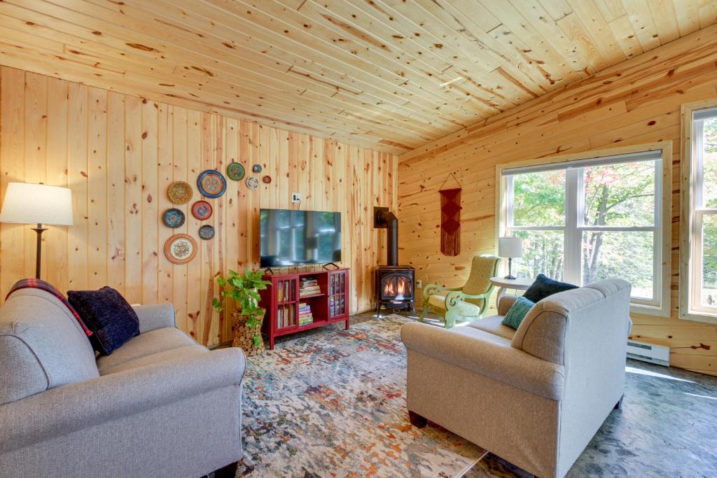 Lakefront Paradise with Private Boat Dock and Patio, Deer River ...