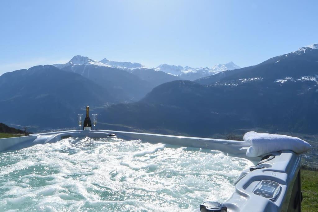 Luxury Villa with Sauna and Jacuzzi, amazing view, Crans-Montana ...