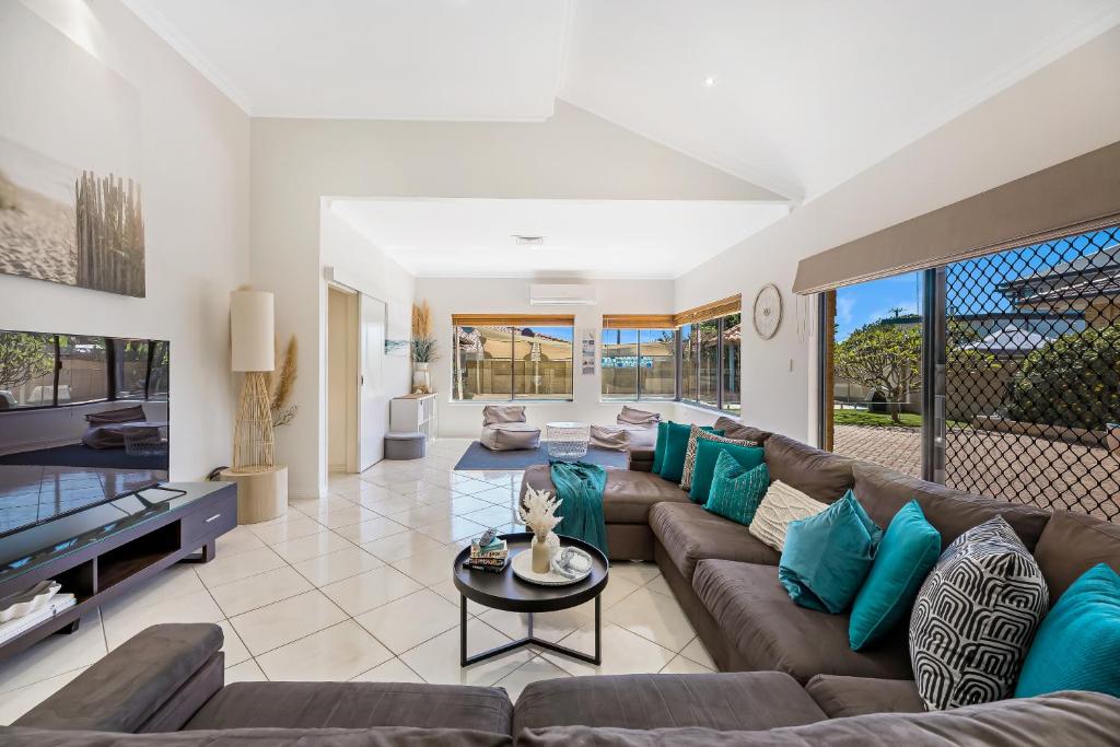 Fun In The Sun Pool Bliss & Ocean Views, Coogee (updated prices 2024)