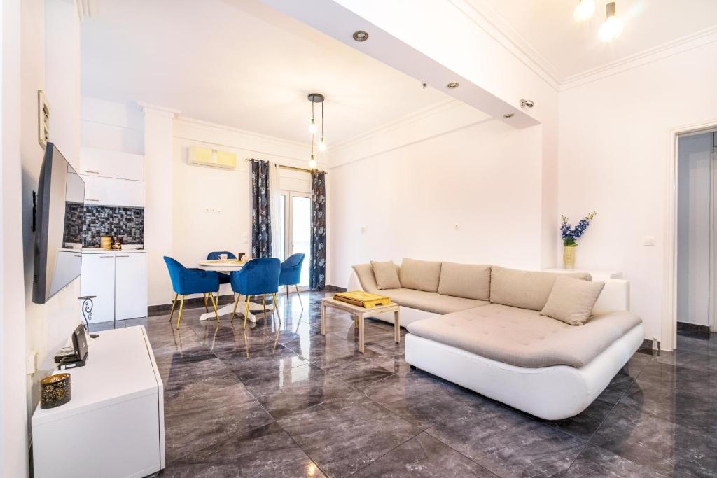 Central Charm, Athens (updated prices 2025)