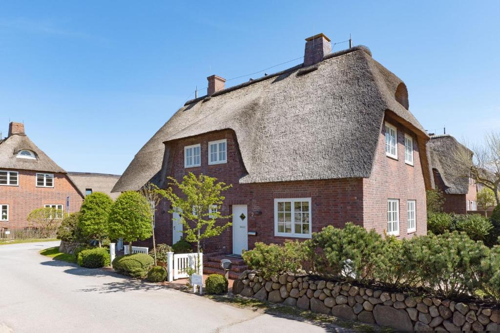 Dock 6, List (updated prices 2025)