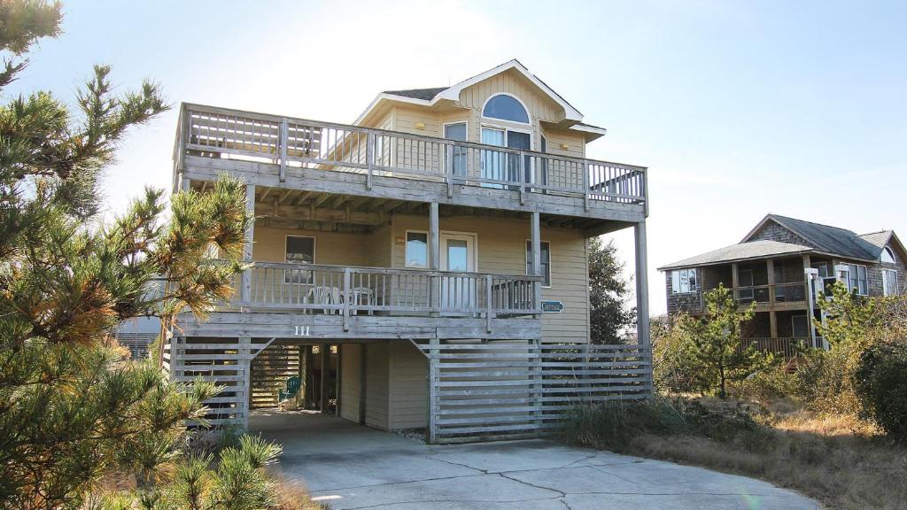 CD12, Marsh Rose Cottage- Oceanside, Dogs Welcome, Easy walk to the ...