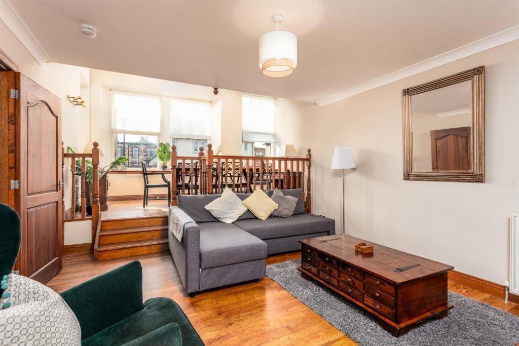 Cromwell Corner - Donnini Apartments, Ayr – Updated 2023 Prices