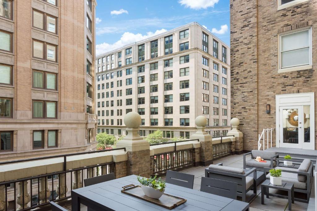 City Table Boston Parking | Cabinets Matttroy