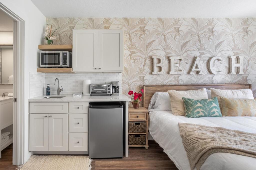 Newly Renovated Studio & Walkable to Beaches, Shops & Dining!, Wailea ...