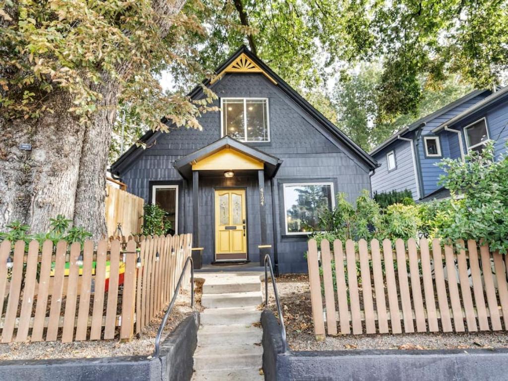 The Auric Door Inn on N Mississippi, Portland (aktualisierte Preise für ...