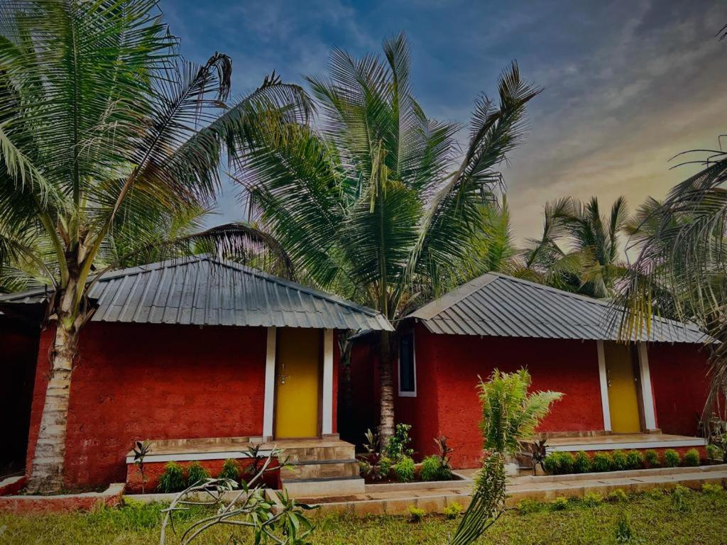 Best Beach Resorts In Karwar (2024) | Updated Deals, Latest Reviews, Photos