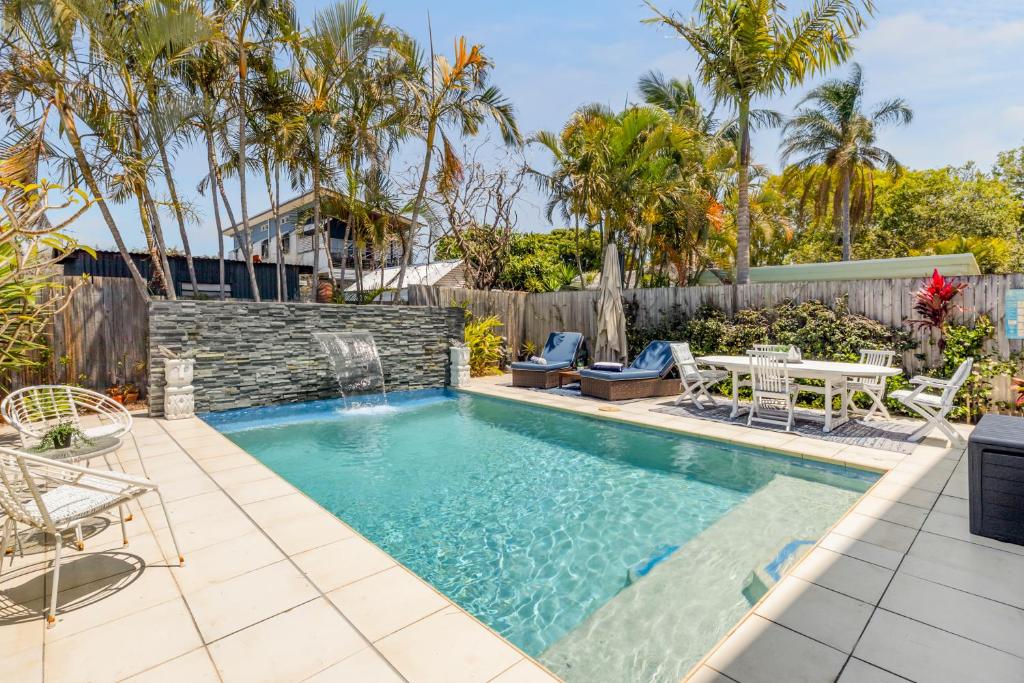 On Esplanade own flat & Pool, Manly cafe precinct, Brisbane (updated ...