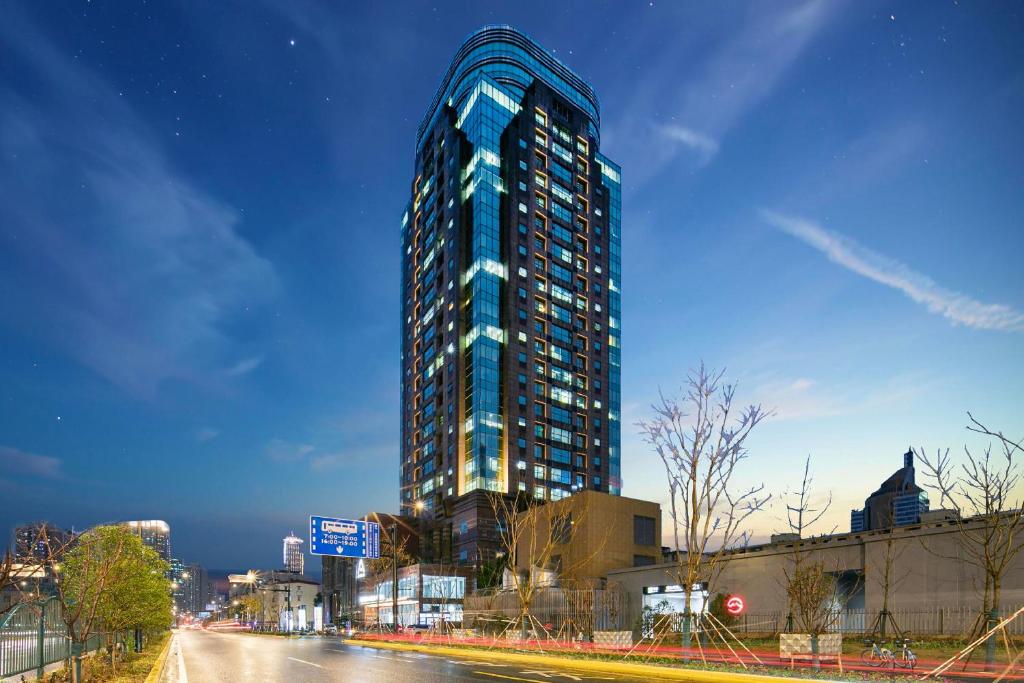 Atour Hotel Shanghai Lujiazui Pudong Avenue, Shanghai (updated prices 2025)