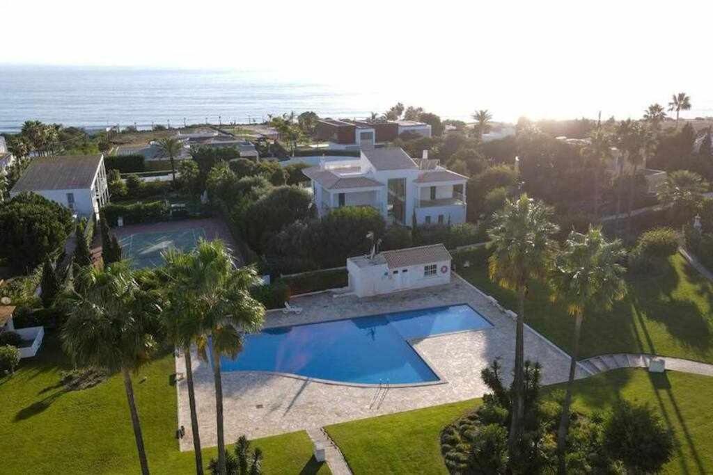 Praia da Galé, 250m da Praia e Piscina, Guia (updated prices 2024)