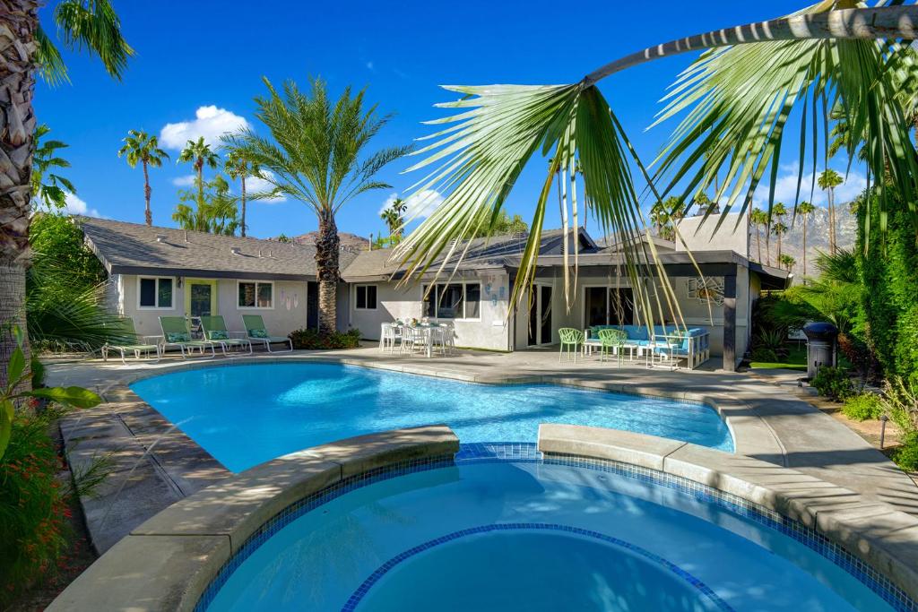Ultra-Luxury Mid-Century Alexander Pool 3BD/3BATH, Palm Springs ...