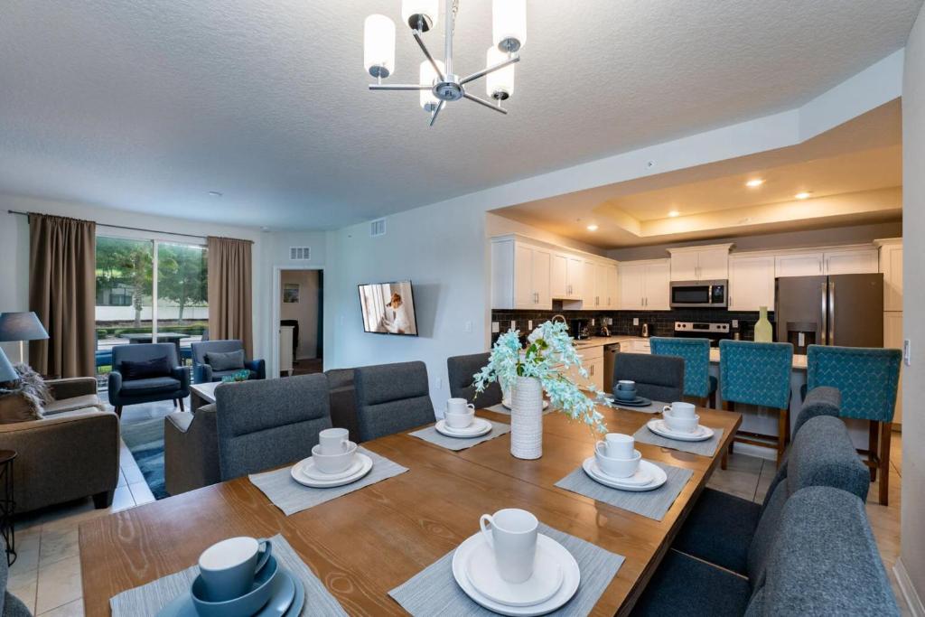 Escape to a Cozy 3-Bedroom Villa with Exclusive Resort Access ...