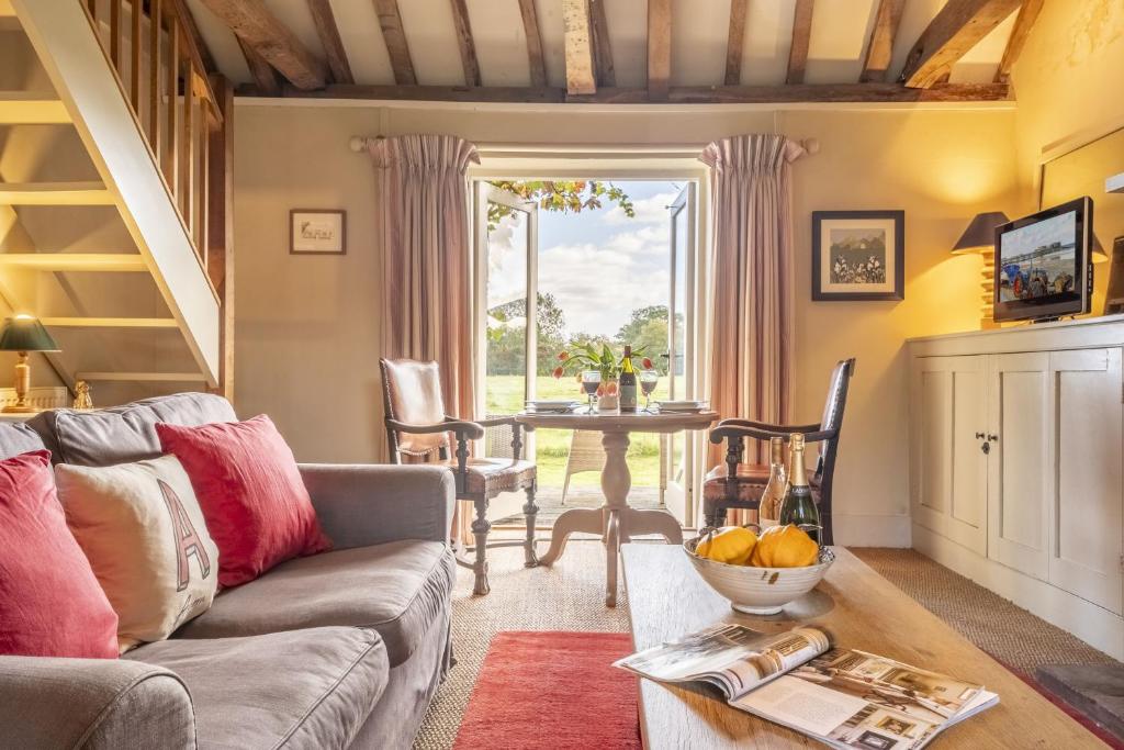 Acorn Cottage, Blickling (updated prices 2025)