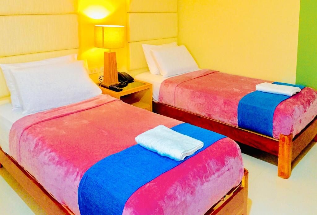 RedDoorz Plus @ ABC Landmark Hotel, Kidapawan (updated prices 2025)