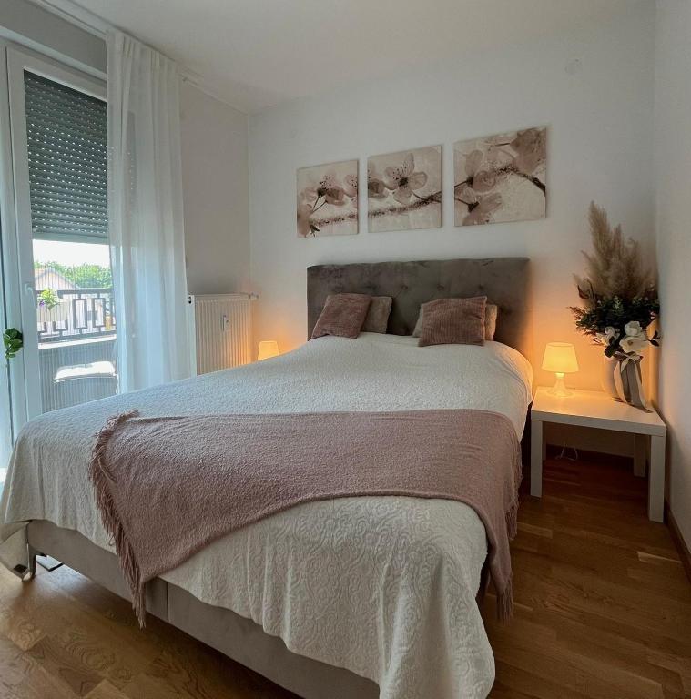 Omnia LUX, Subotica (updated prices 2025)