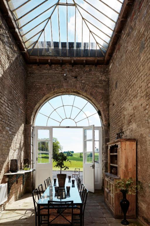 Loughcrew House, Oldcastle (updated prices 2025)