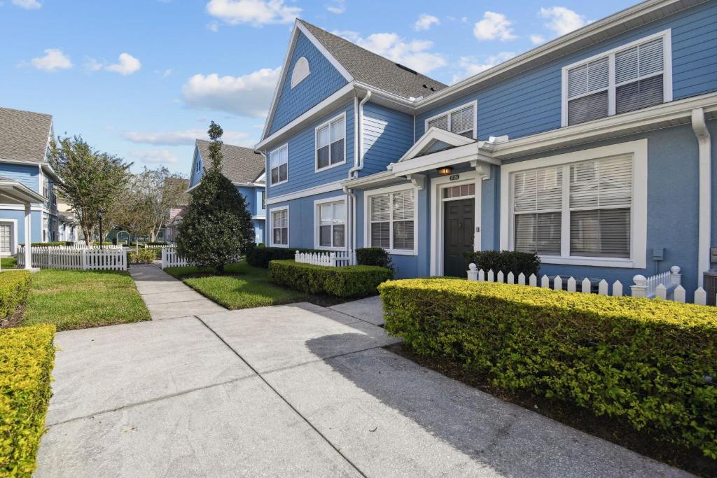 Beautiful 3 Bedroom Townhouse Near Walt Disney World - Kissimmee