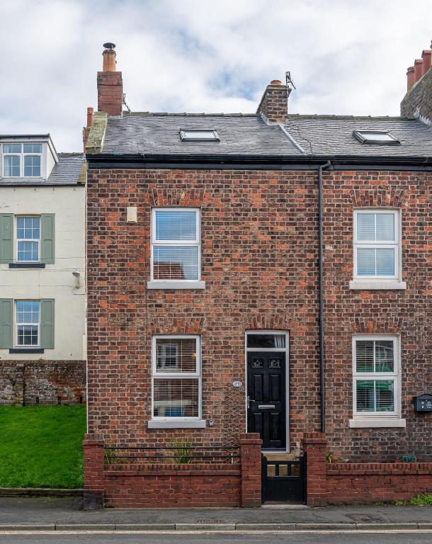 Elvington House, Whitby (updated prices 2025)