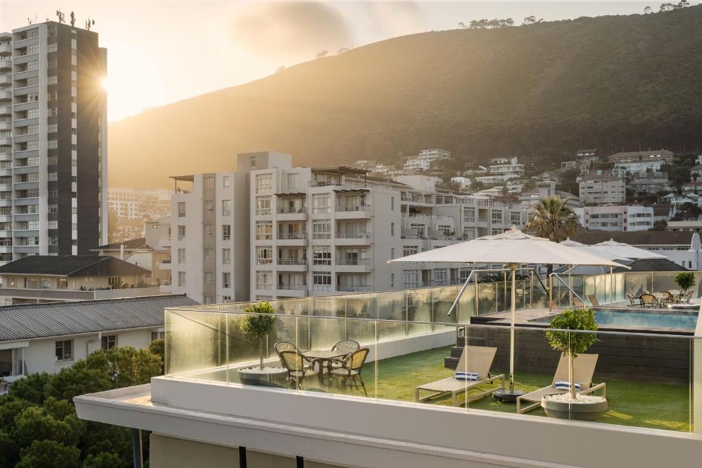 Protea Hotel by Marriott Cape Town Sea Point, Cape Town (updated prices ...
