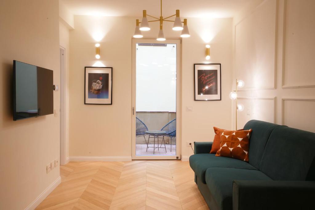 Luxury apartment - KUKI STAY Ponte Vecchio, Florence (updated prices 2024)