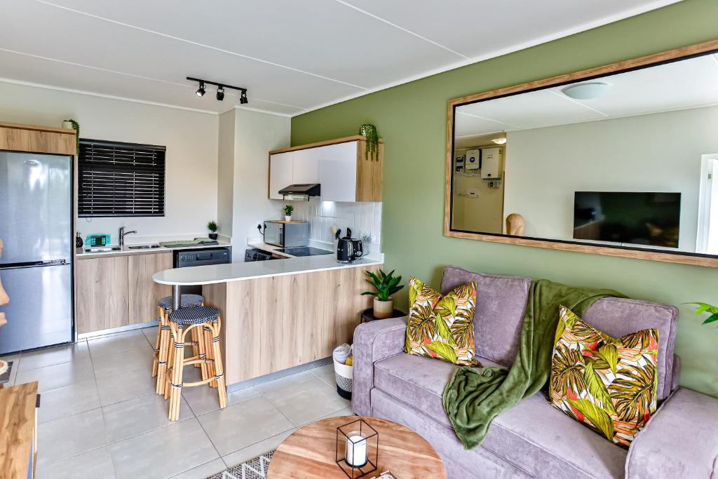 572 Ballito Hills, Ballito (updated prices 2025)