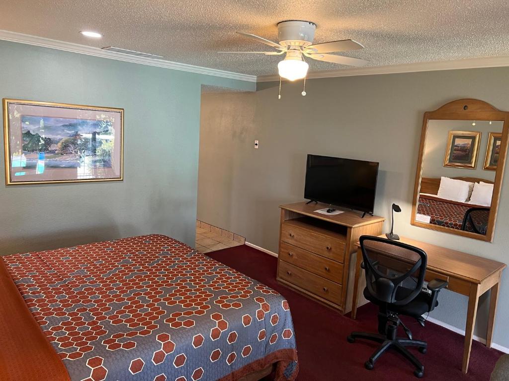 Lamp Liter Inn, Visalia (updated prices 2025)