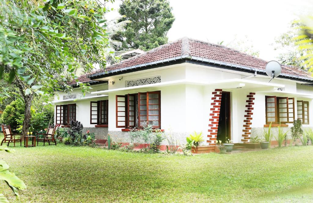 Lion Shade Tourist Bungalow - Sri Lanka Tourism Development Authority ...