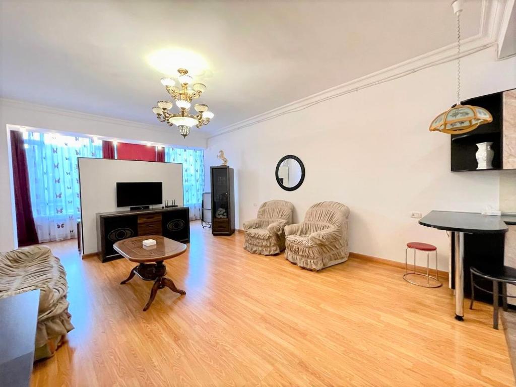 Daily Rental Apartment 48, Yerevan (updated prices 2025)