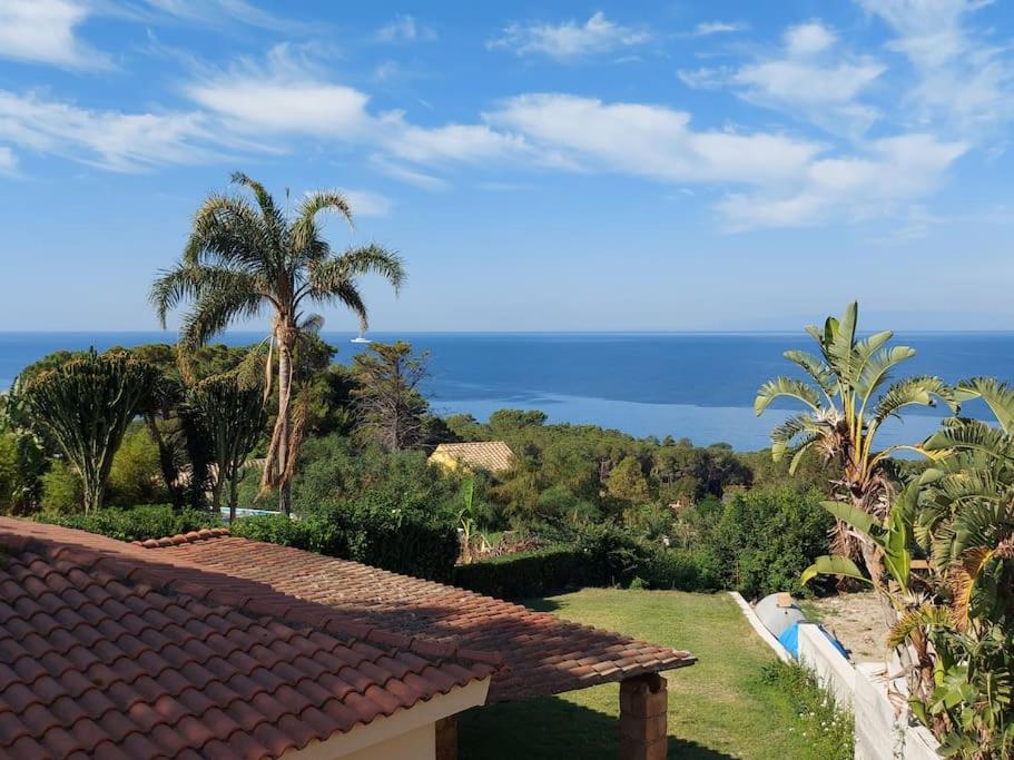 Villetta vista mare a Praialonga, Le Castella (prezzi aggiornati per il ...