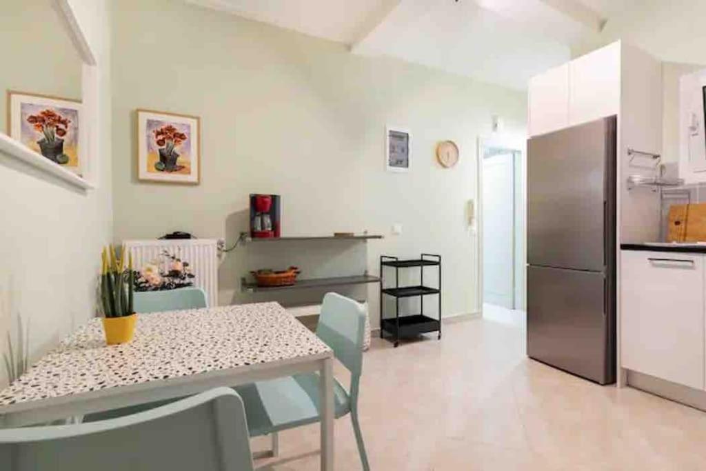 Edem Beach Front, Atena – Prețuri actualizate 2023